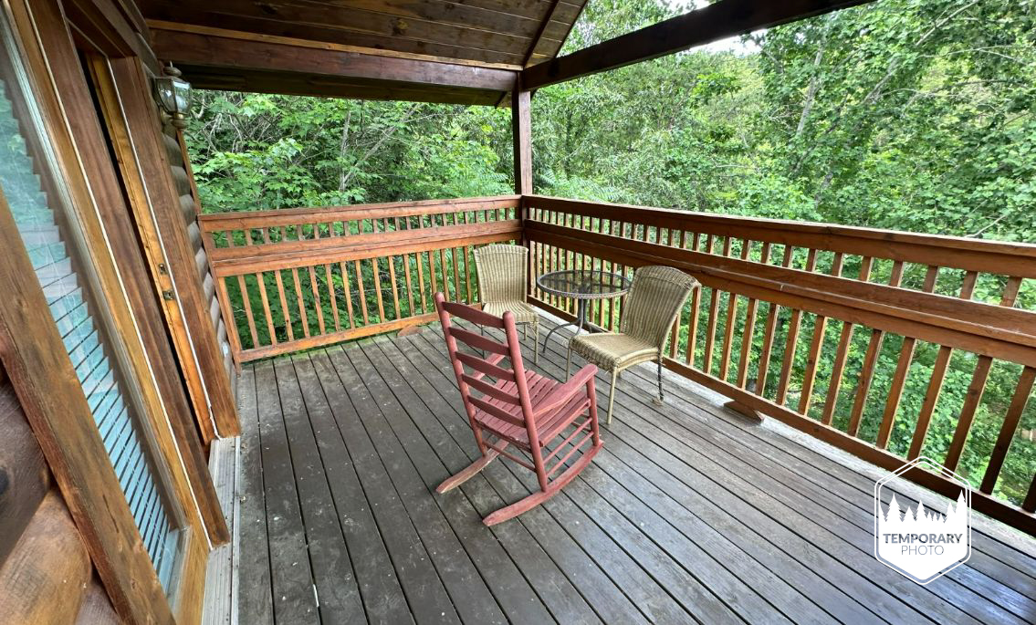 Pigeon Forge Cabins - Bear Lake Lodge