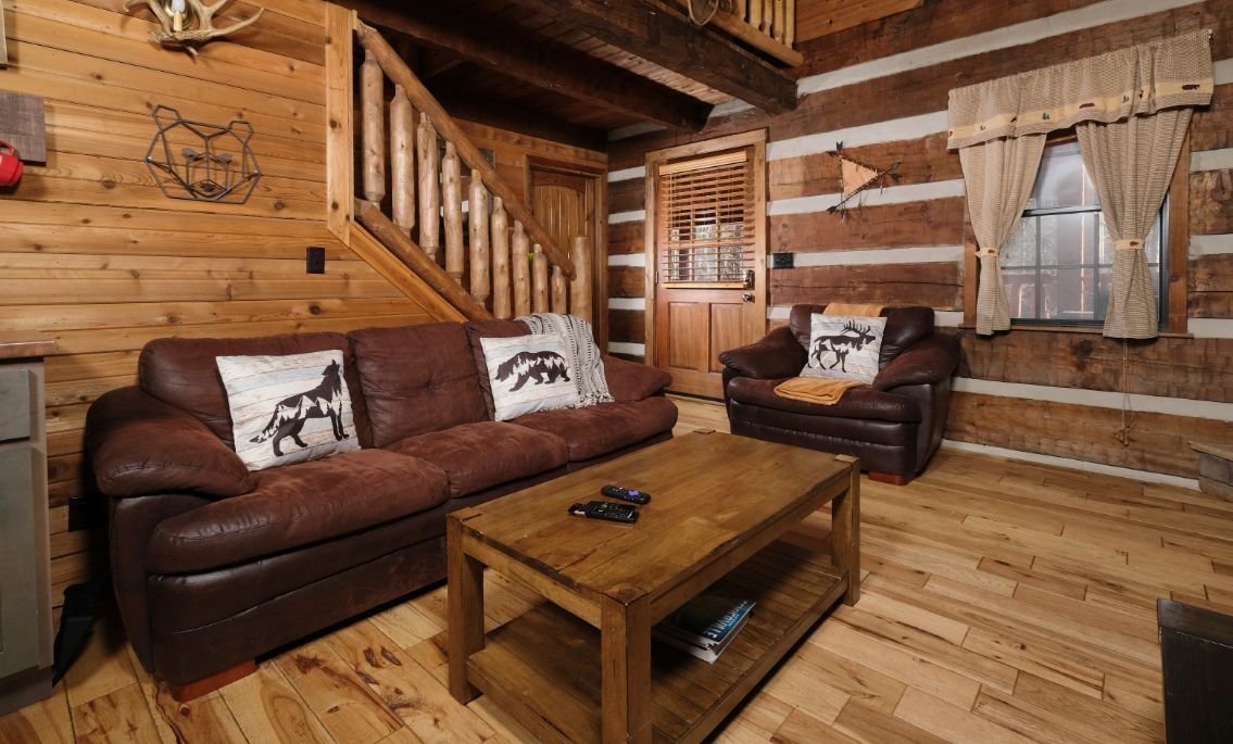 Gatlinburg Cabins - Cozy Hideaway