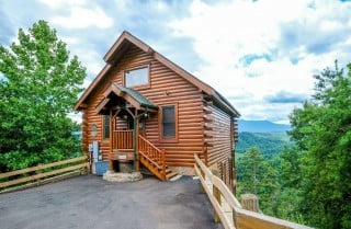 Pigeon Forge Cabin Rental - Misty Blue